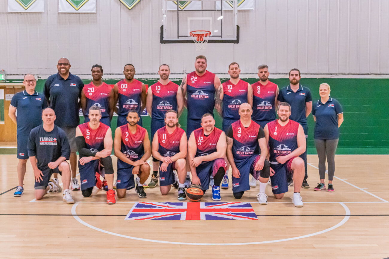 GB MAXIS MEN TEAMS STEP UP TO RECEIVE THEIR OFFICIAL UNIFORMS FOR ...